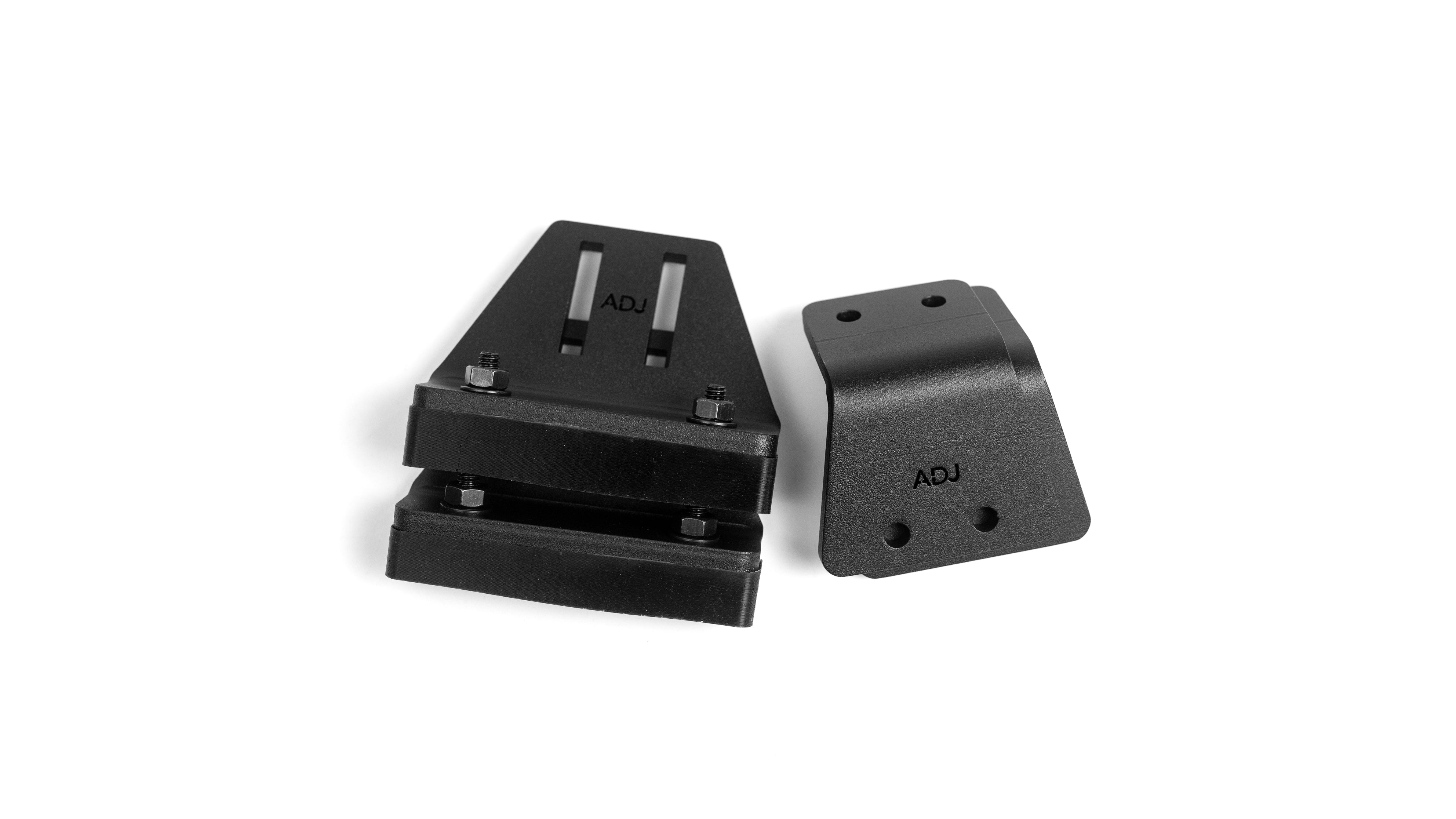 Adjustable Leveling Mounts – New Holland Overland