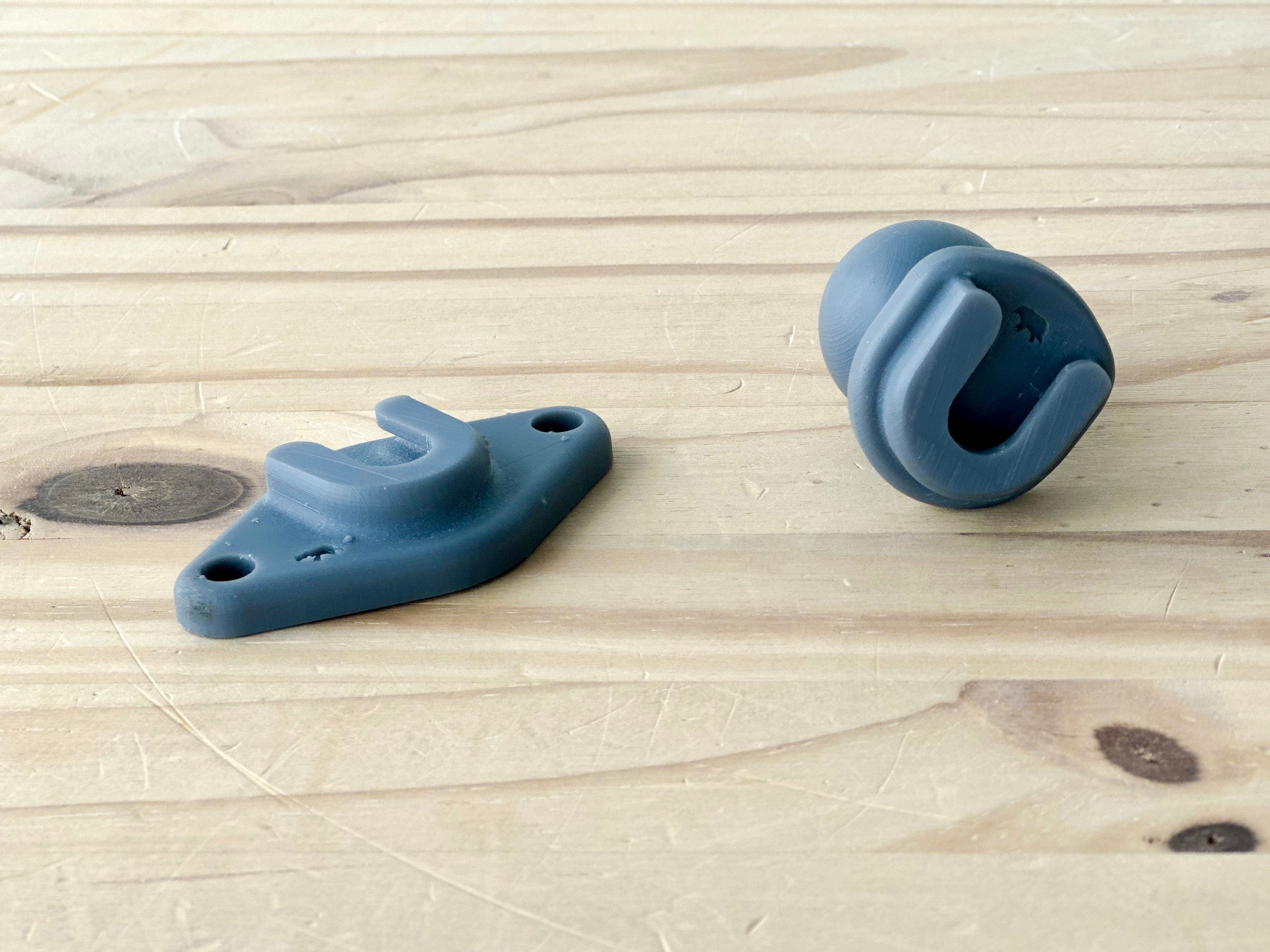 Midland Handheld RAM Mounts – New Holland Overland